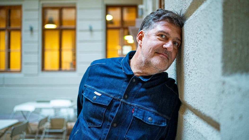 A legjobb magyar stand up humoristák - TOP24|24.hu